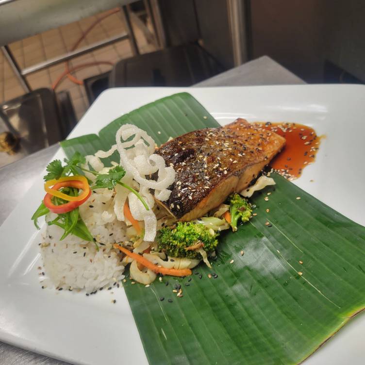 Saman Restaurant at Carambola Beach Resort | GoToStCroix.com